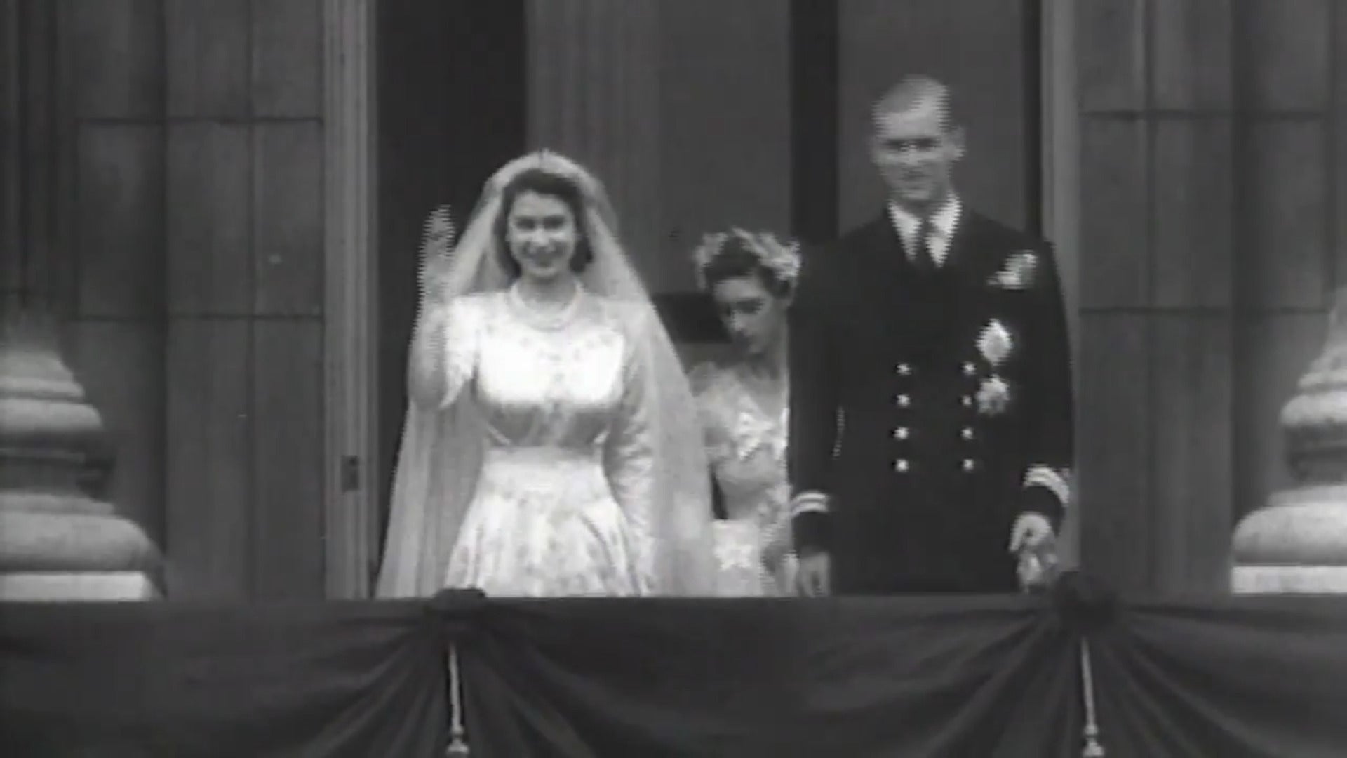 El perfume favorito de la reina Isabel II que usó durante toda su vida ...