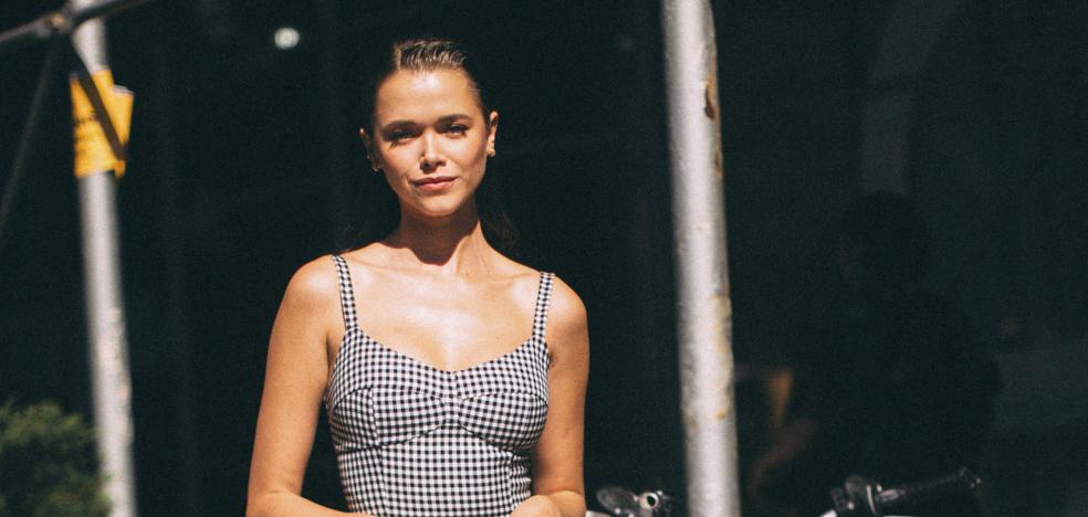 moda: La camiseta-vestido con flecos que se ha convertido en tendencia ...