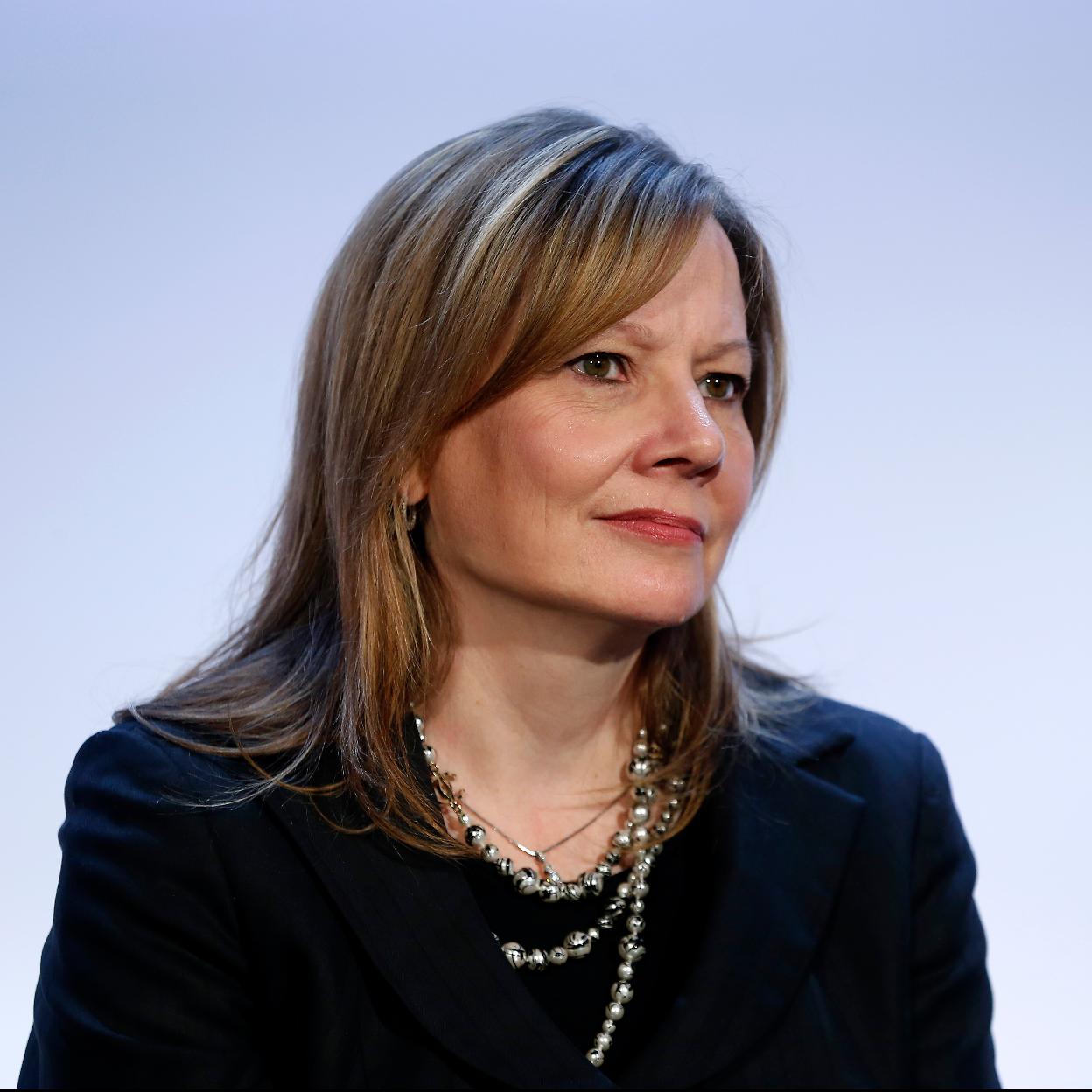 Mary Barra, la única mujer que amezana el imperio de Elon Musk | Mujerhoy