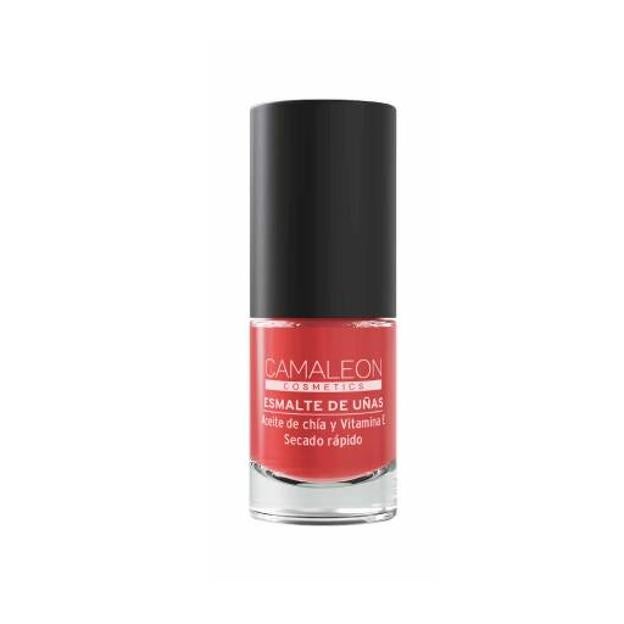 Esmaltes de uñas más allá del rojo clásico | Mujerhoy