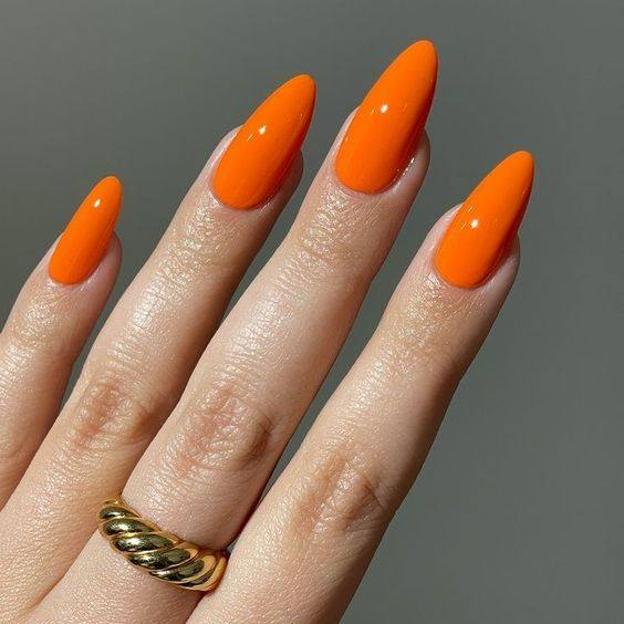 Colores de uñas para verano 2024 | Mujerhoy