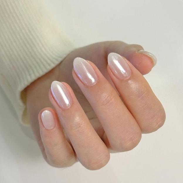 Los colores de uñas para invierno 2025 que más se van a llevar | Mujerhoy