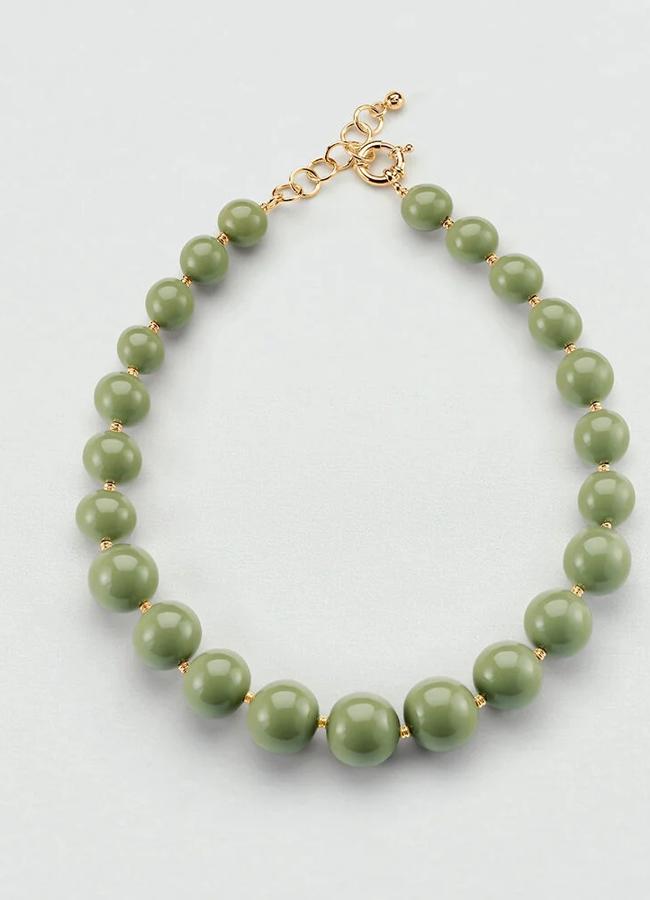 Collares grandes, llamativos y coloridos que son sinónimo de buen ...