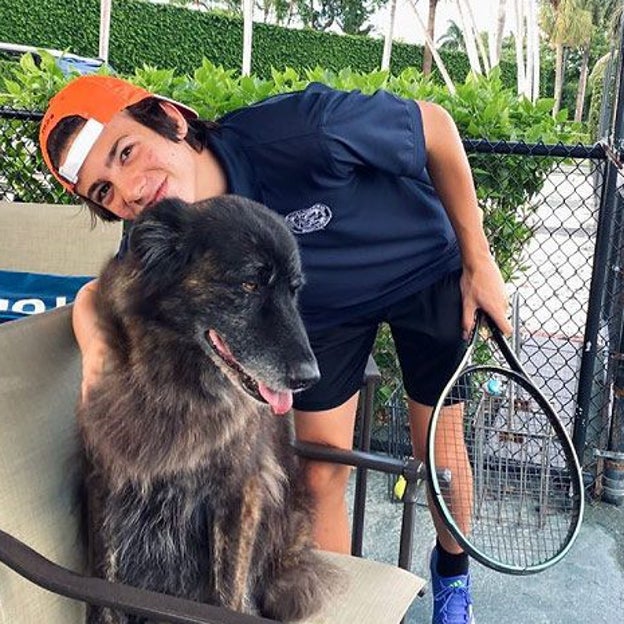 Despixelamos a Guillermo, el hijo pequeño de Julio Iglesias que cumple 18 años | Mujerhoy